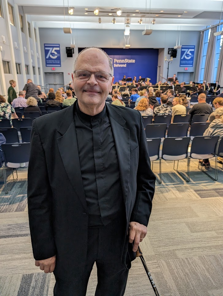 The Music Man Takes a Bow: After 25 years, Dr. Gary Viebranz, will ...